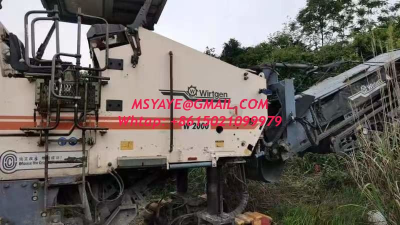 Wirtgen 27T GPS Asphalt Paver for High Performance Road Construction ...